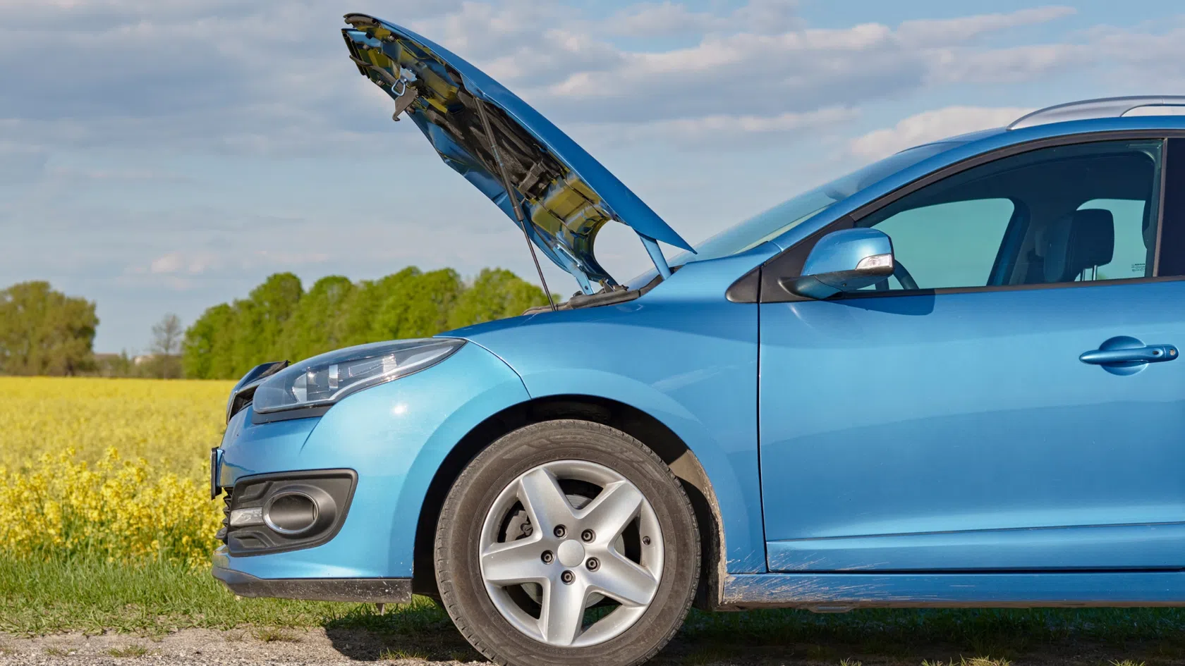Carro não pega: causas mais comuns e soluções rápidas | Auto.PT