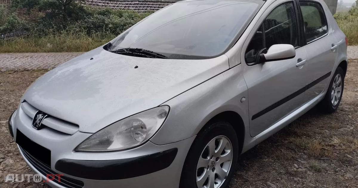 Peugeot 307 1.4 XT Premium Gasolina - 2.500€ - Porto | Auto.PT