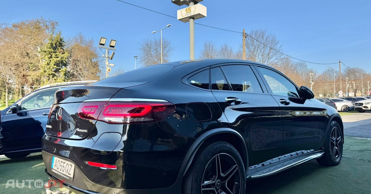 Mercedes-Benz GLC 300 de Coupé 4Matic Híbrido Plug-in - 60.500€ - Porto ...