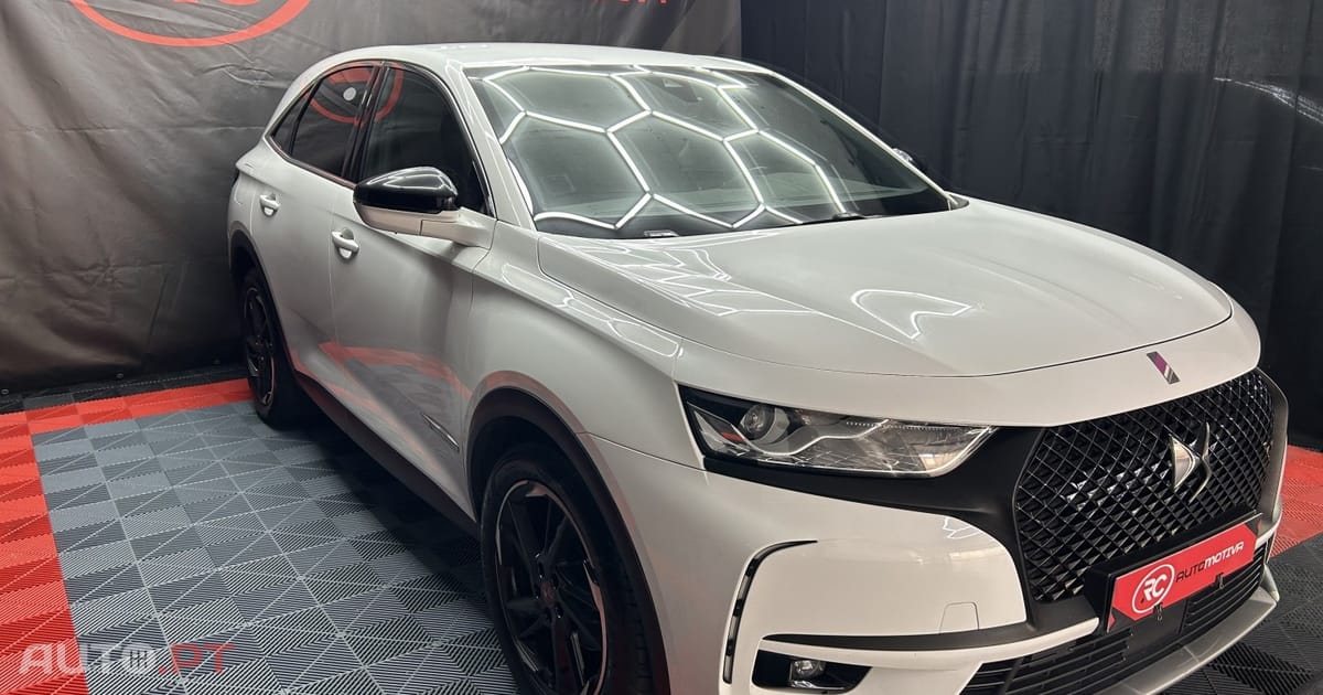 DS DS7 Crossback 2.0 BlueHDi Performance Line EAT8 Diesel - 20.990€ - Lisboa | Auto.PT
