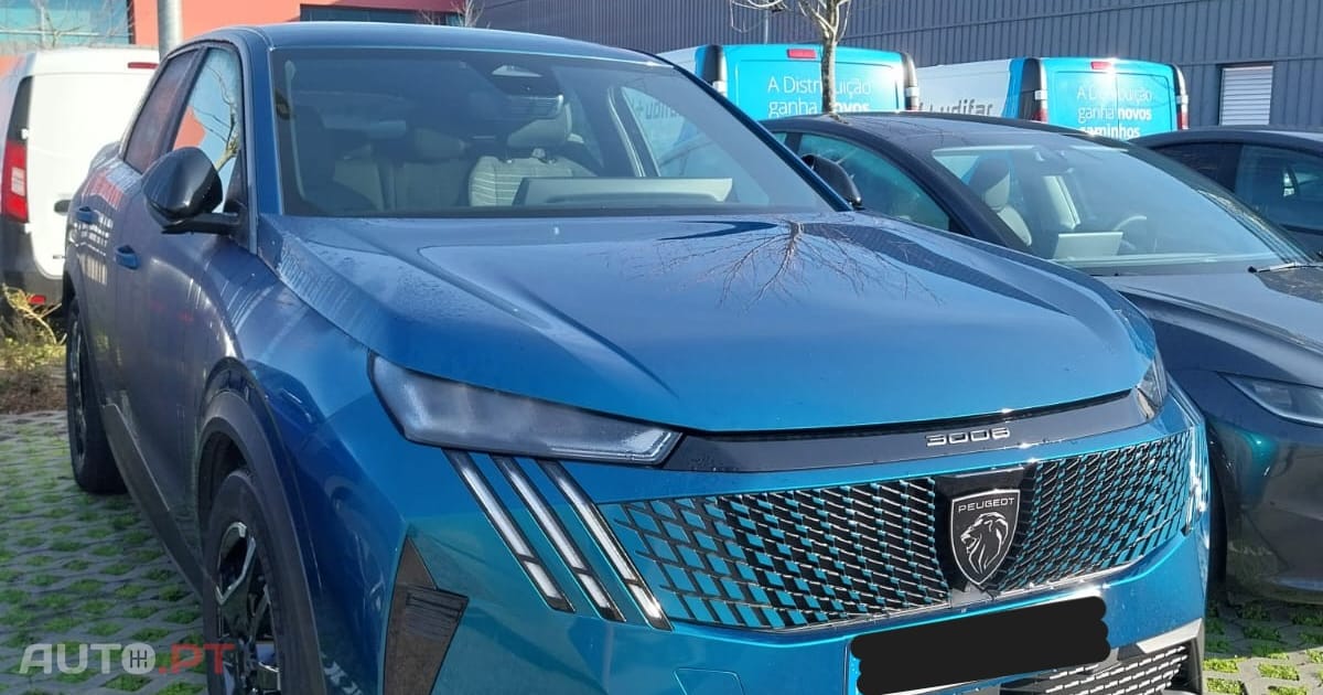 Peugeot E-3008 Allure 73kWh Eléctrico - 36.500€ - Coimbra | Auto.PT