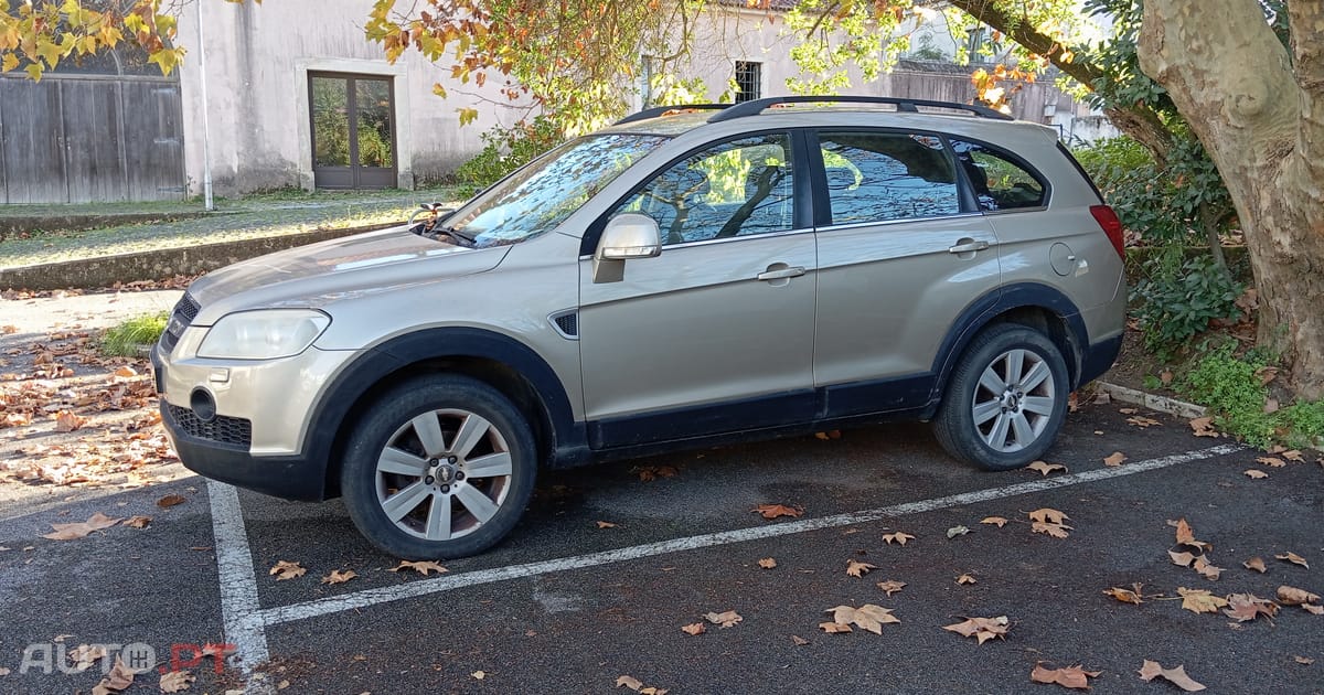 Chevrolet Captiva suv 7 lugares Diesel - 6.900€ - Lisboa | Auto.PT