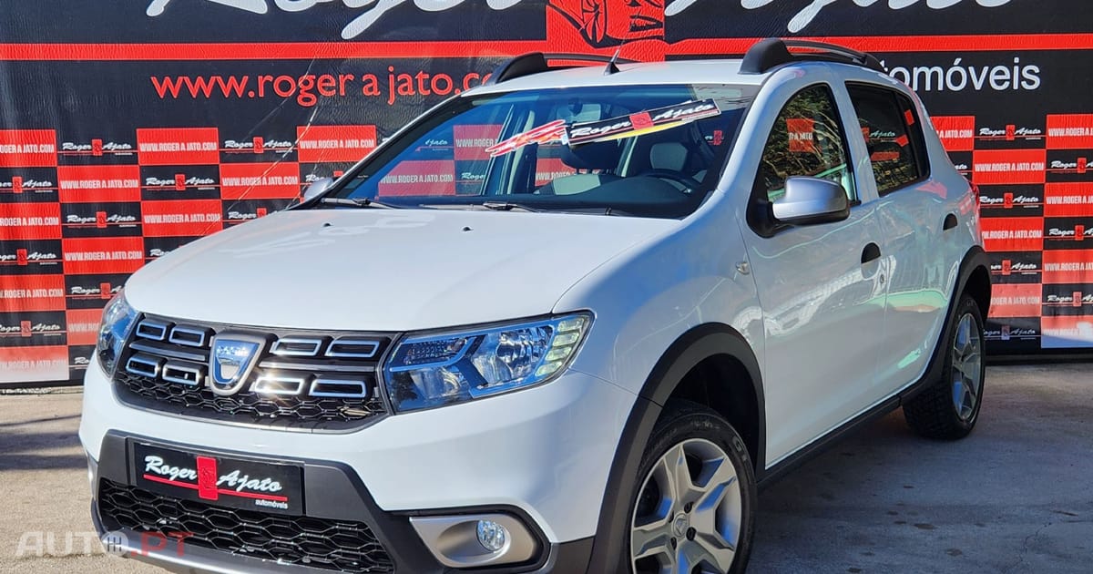 Dacia Sandero Stepway Blue dCi 95 Celebration Diesel - 17.700€ - Porto ...
