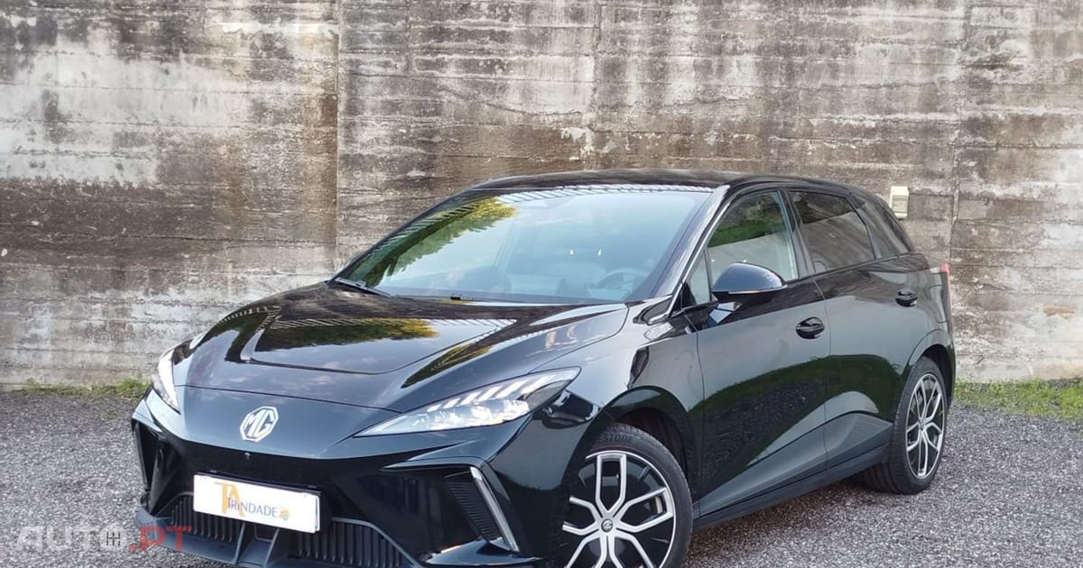 MG MG4 64 kWh Luxury Eléctrico - 24.999€ - Porto | Auto.PT