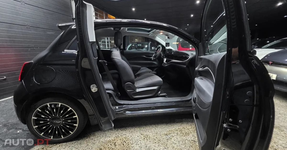 Fiat 500e 42 kWh Icon Eléctrico - 18.950€ - Setúbal | Auto.PT