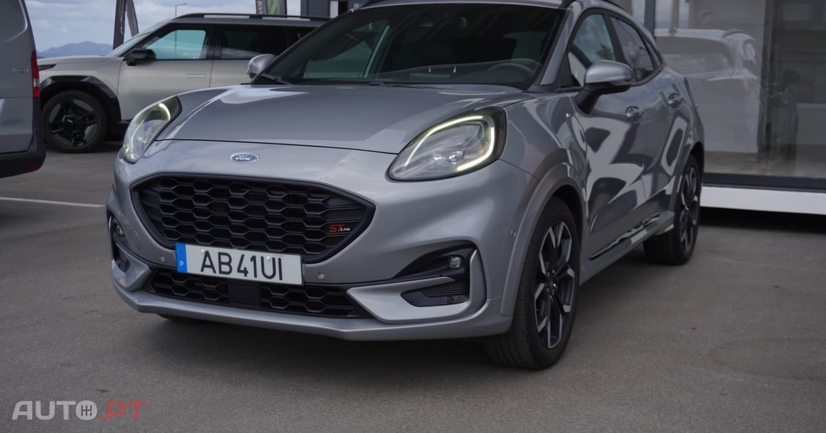 Ford Puma 1.0 EcoBoost MHEV ST-Line X Gasolina - 17.900€ - Porto | Auto.PT