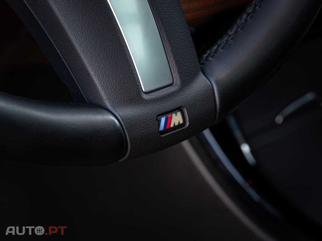 BMW X2 16 d sDrive Auto Pack M Diesel - 32.900€ - Porto | Auto.PT