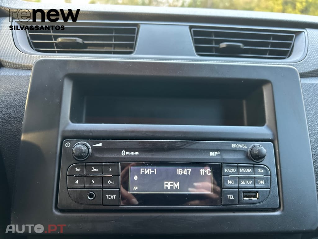 Renault Express VAN advance Blue dCi 95 Diesel - 13.950€ - Leiria | Auto.PT