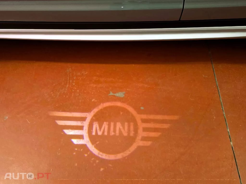 MINI Countryman Cooper SE ALL4 Auto Híbrido - 21.550€ - Porto | Auto.PT